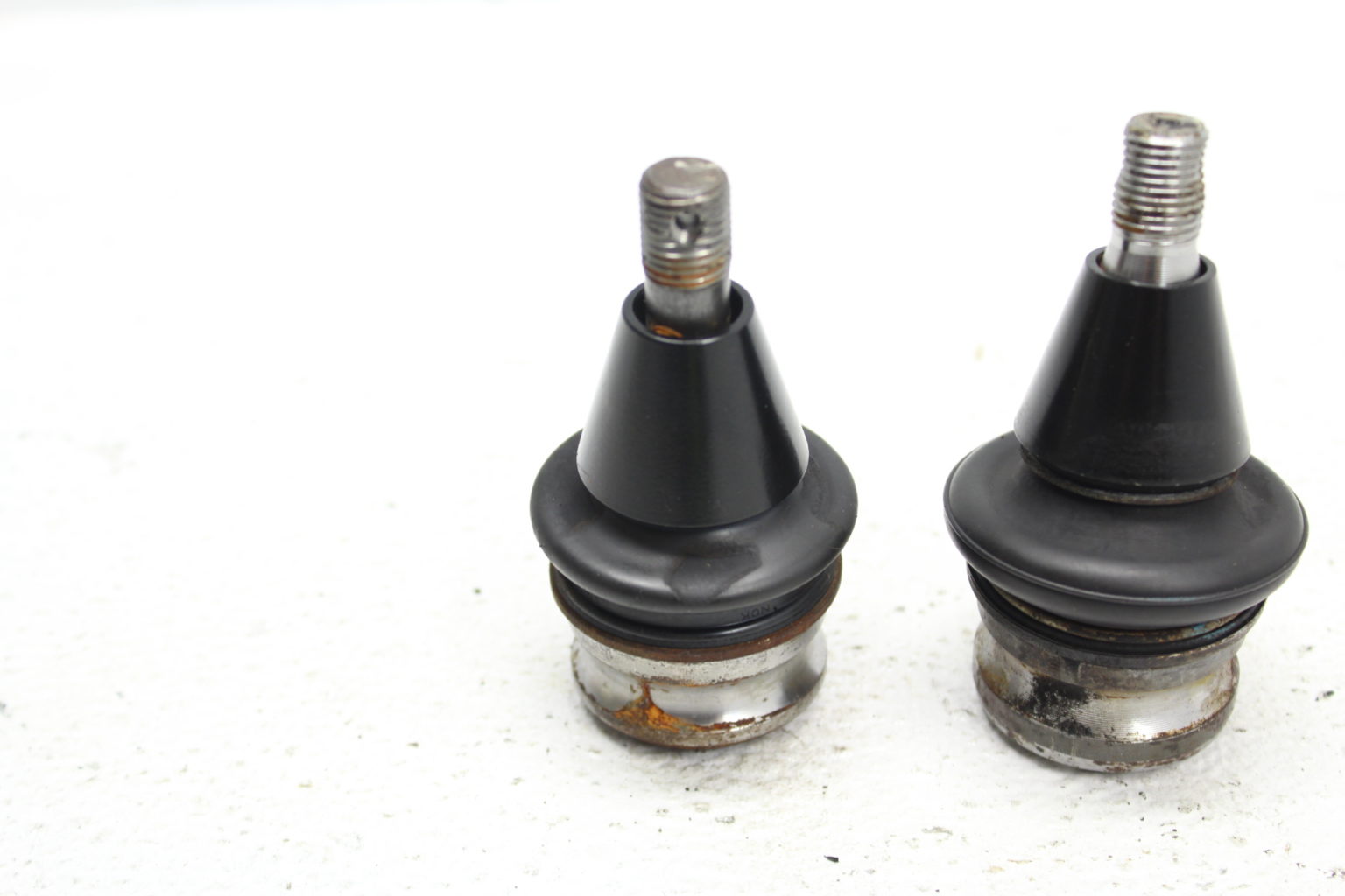 2004-2007 SUBARU WRX STI FRONT LOWER BALL JOINTS/ CENTERING CONES LH/RH ...