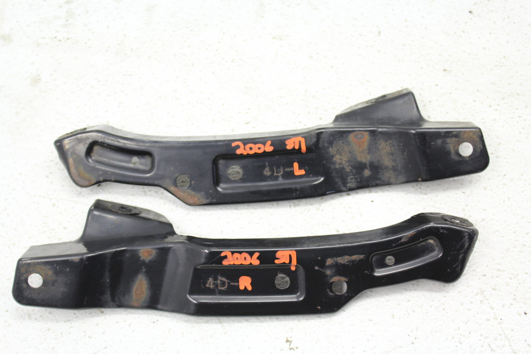 04-07 2004-2007 SUBARU IMPREZA WRX & STI REAR TAIL LIGHT BRACKETS LH/RH ...