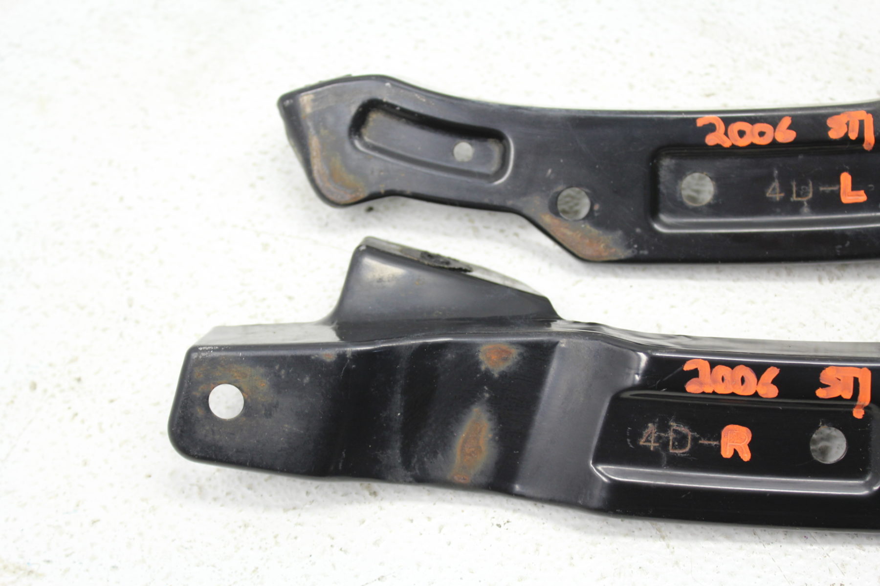 04-07 2004-2007 SUBARU IMPREZA WRX & STI REAR TAIL LIGHT BRACKETS LH/RH ...