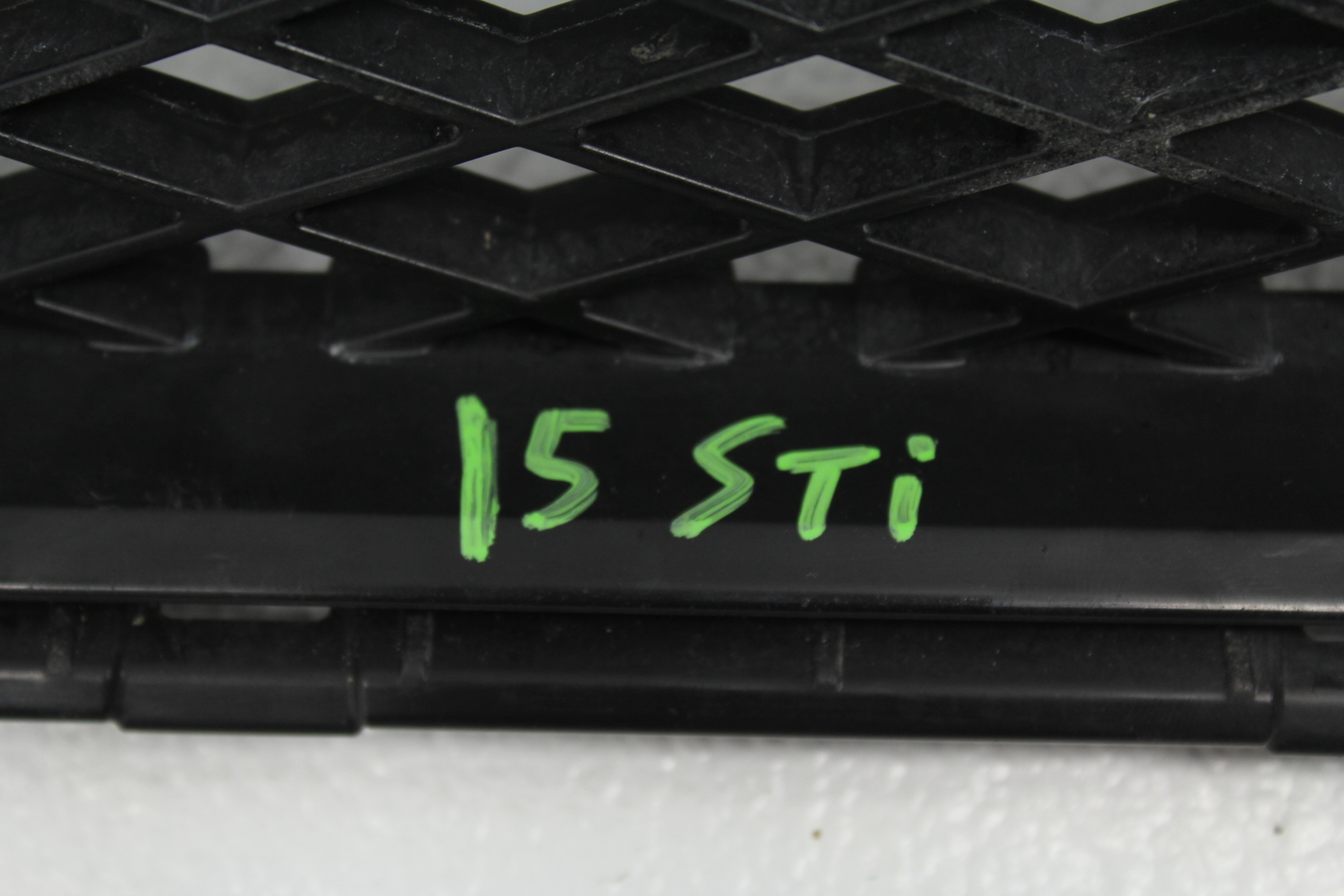 15-17 2015-2017 SUBARU WRX & STI FRONT BUMPER LOWER GRILLE OEM ...