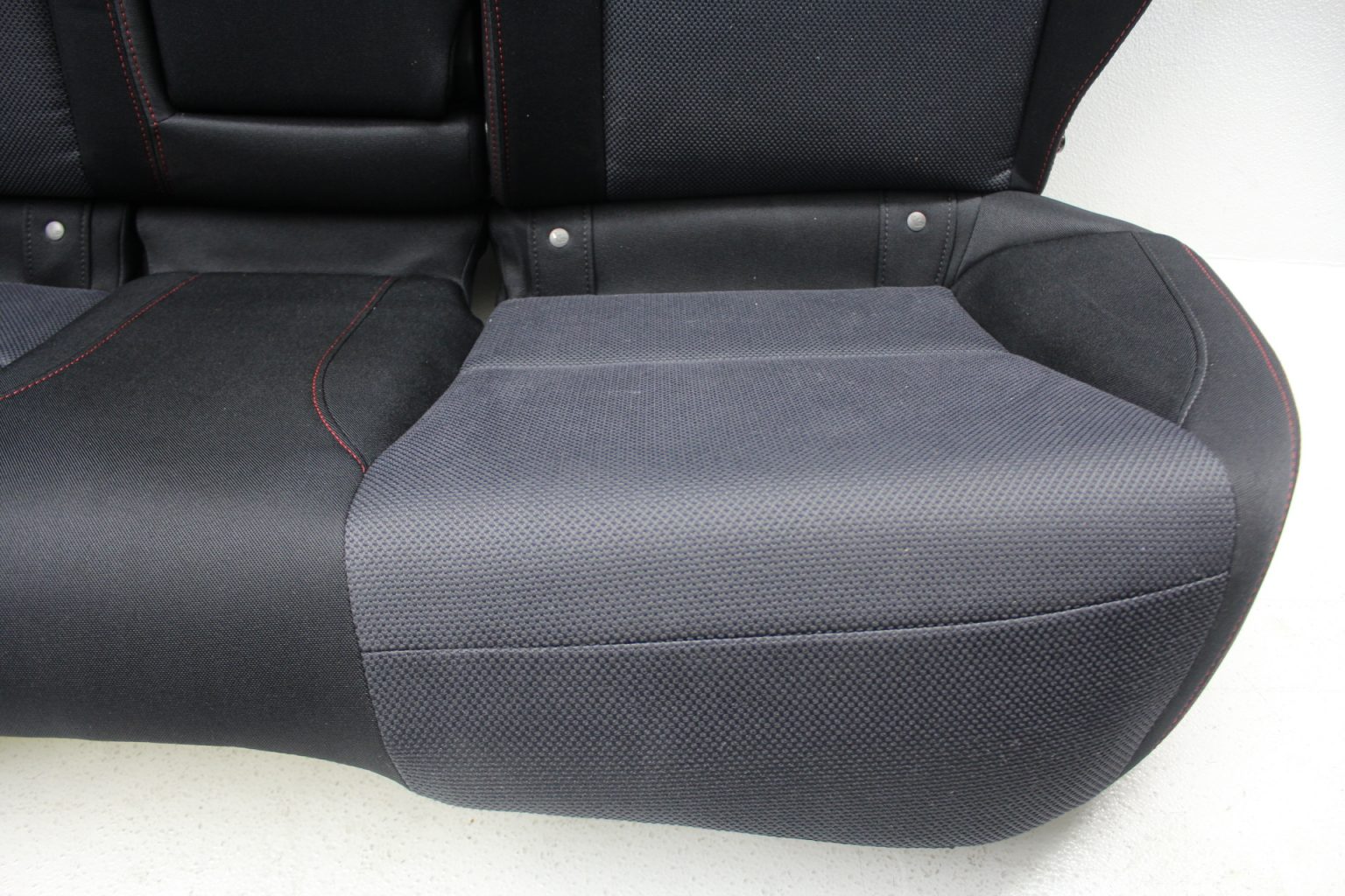 2015-2020 SUBARU WRX REAR SEATS SET CLOTH RED STITCHED W/ ARMREST PAIR ...