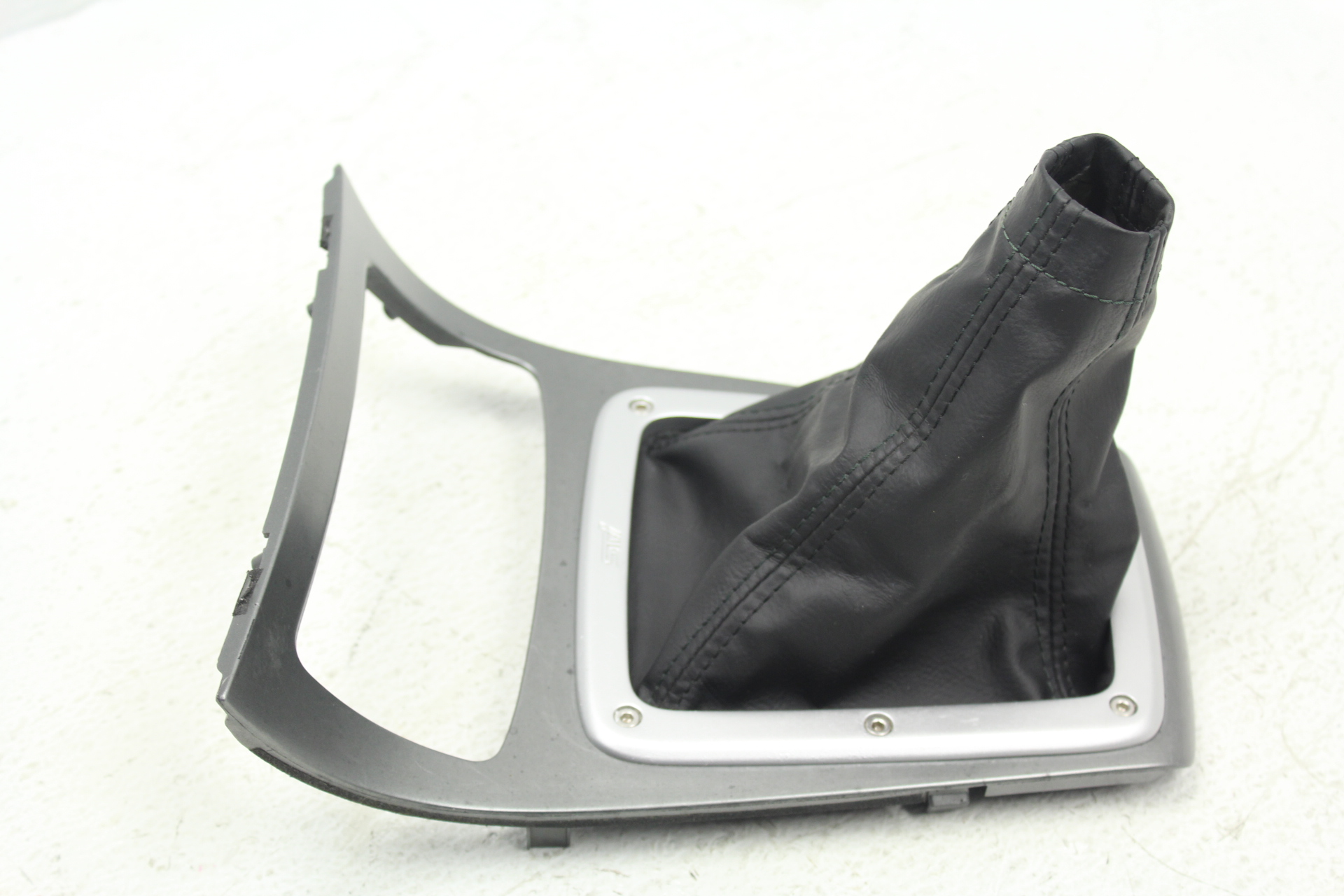 2005-2007 SUBARU IMPREZA WRX STI SHIFTER TRIM BEZEL BOOT OEM 6 SPEED ...