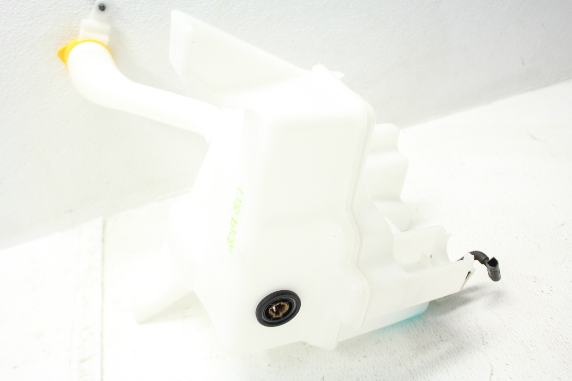 2015-2020 SUBARU WRX & STI WINDSHIELD WIPER FLUID RESERVOIR TANK ...