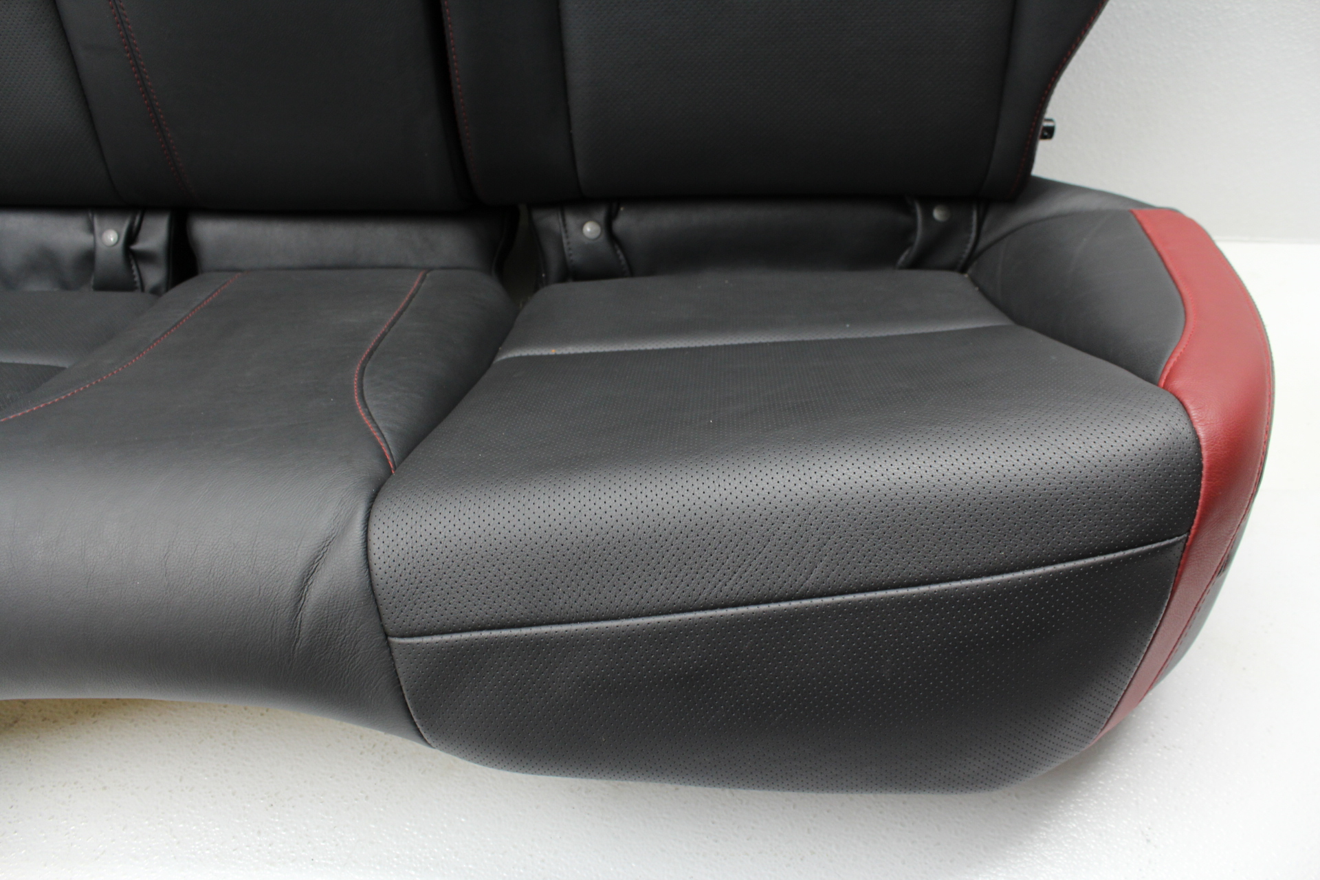 2015-2021 SUBARU WRX & STI REAR SEATS UPPER & LOWER SET BLACK/RED ...