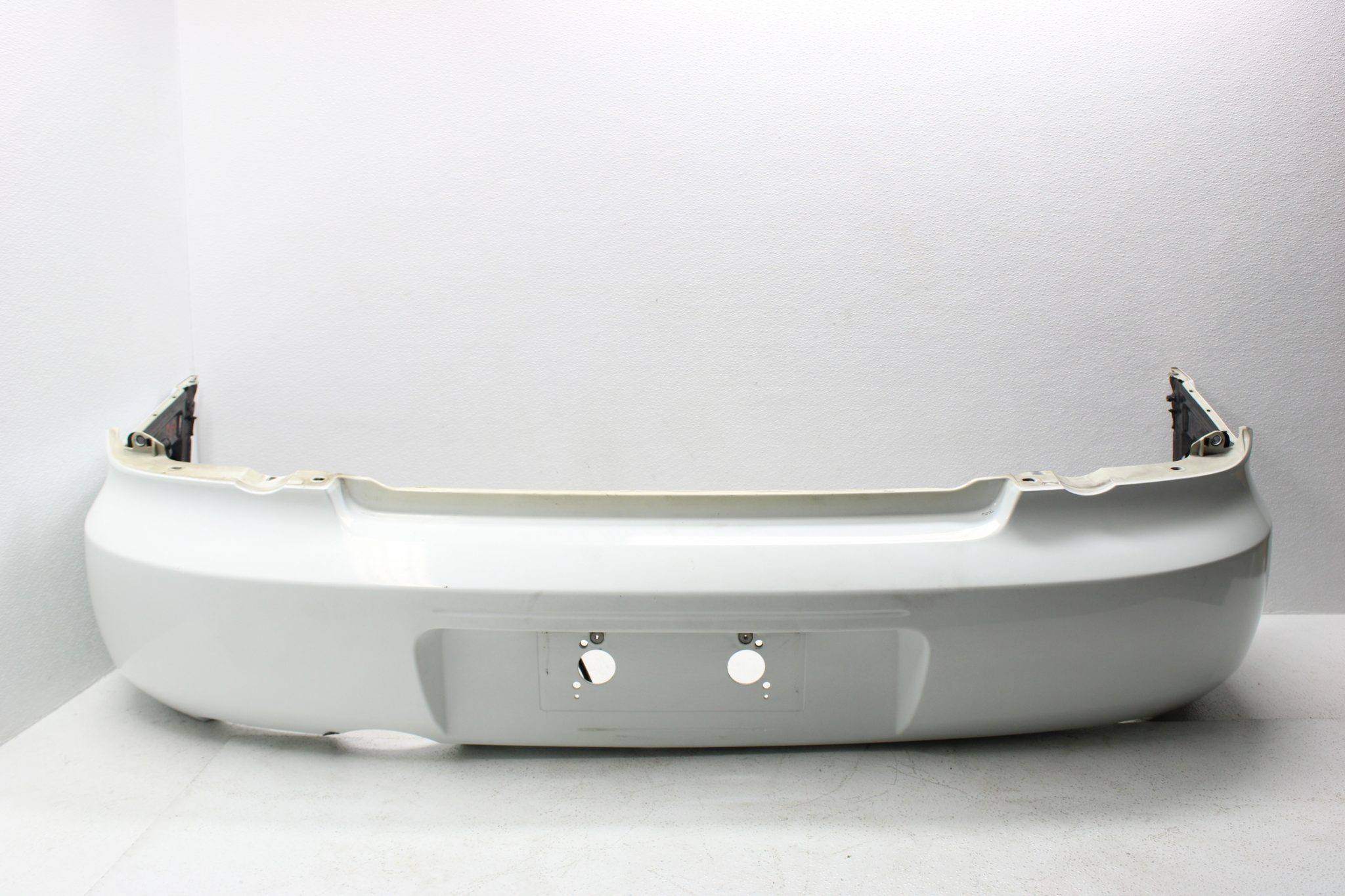 2005-2007 SUBARU WRX STI REAR BUMPER COVER ASSEMBLY WHITE OEM ...