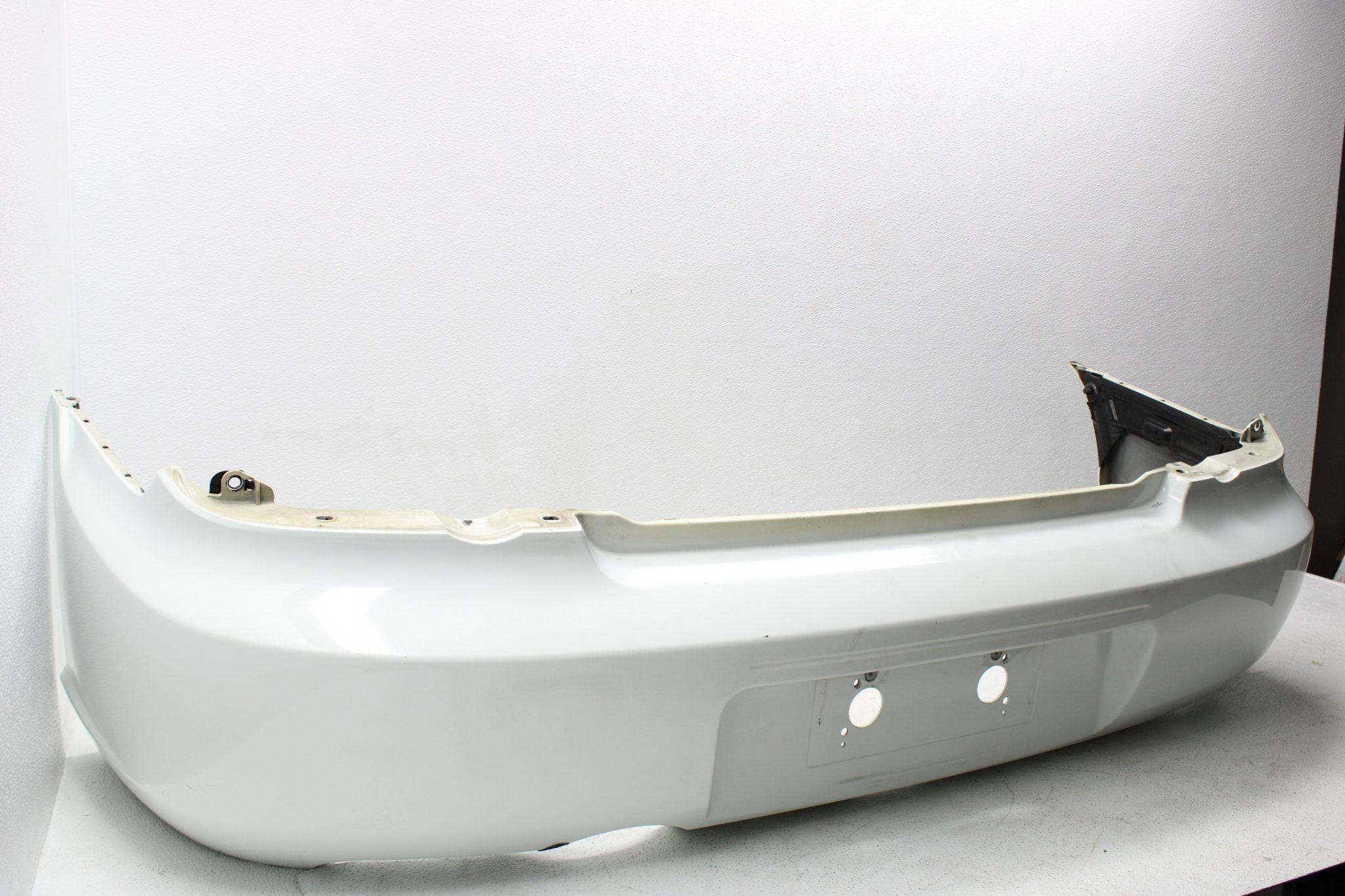 2005-2007 SUBARU WRX STI REAR BUMPER COVER ASSEMBLY WHITE OEM ...