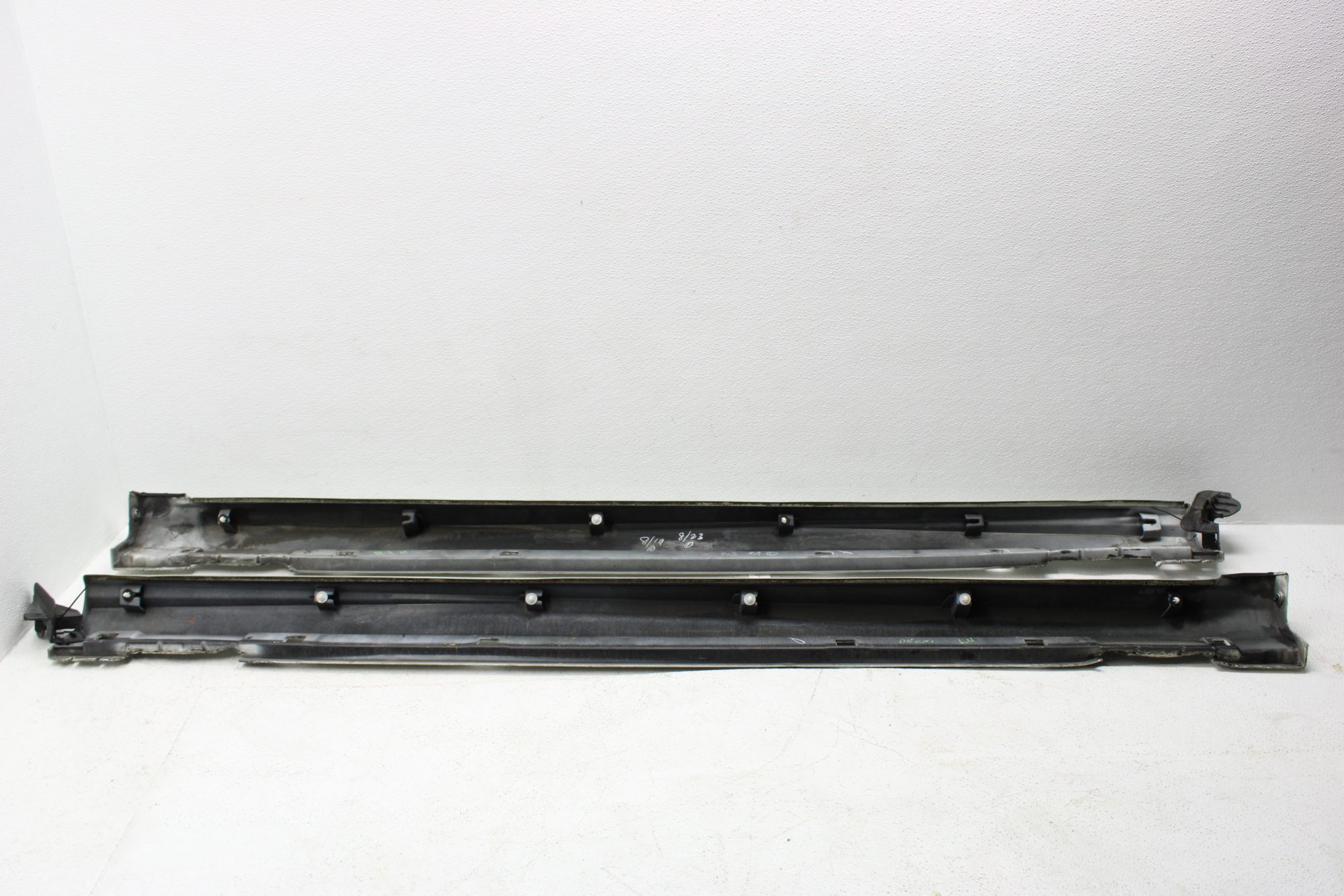 2004-2007 SUBARU WRX STI SIDE SKIRTS ROCKER PANELS SET LH/RH WHITE OEM ...