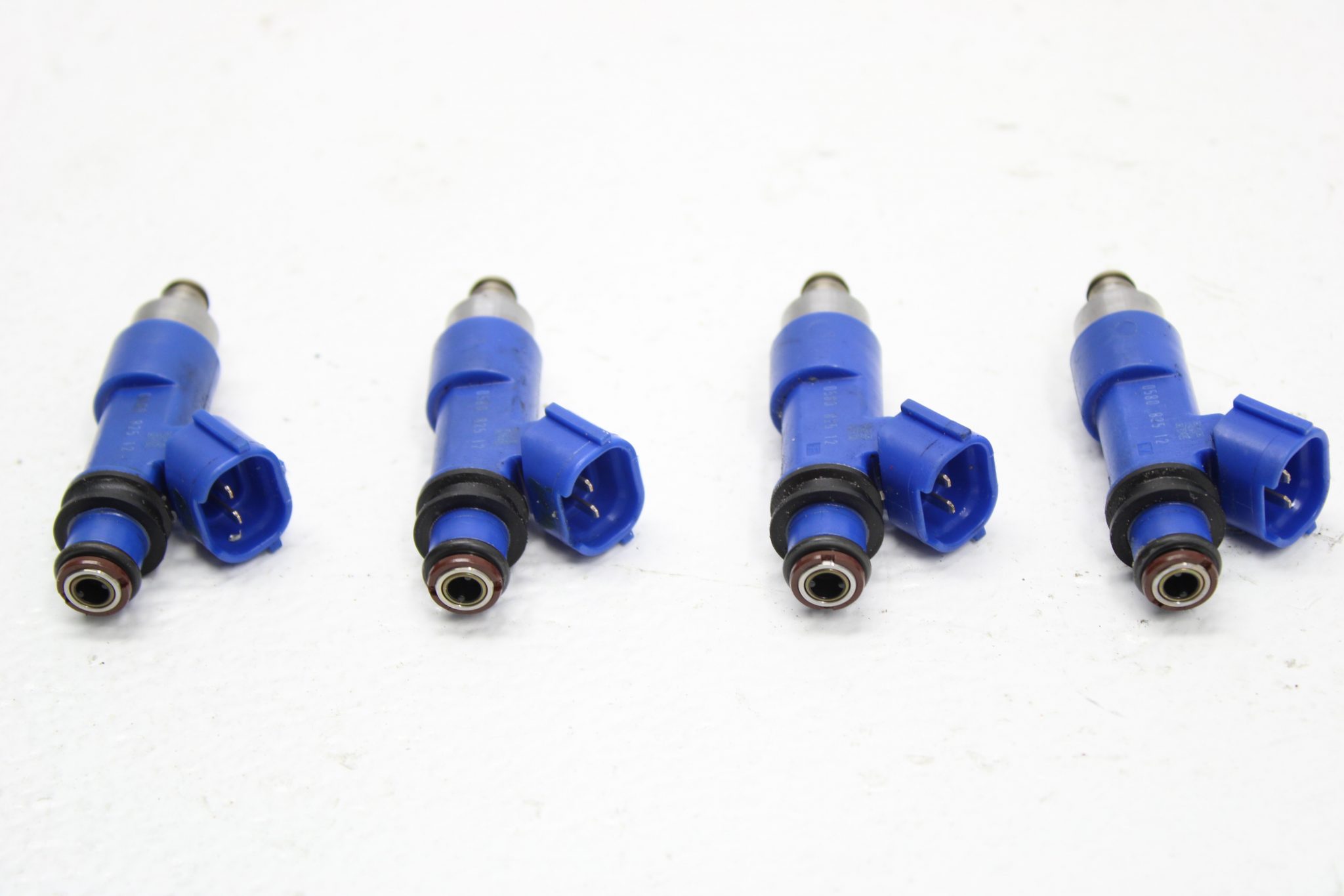 06-14 SUBARU WRX & 07-20 STI DENSO TOP FEED FUEL INJECTORS OEM 565CC 2K ...