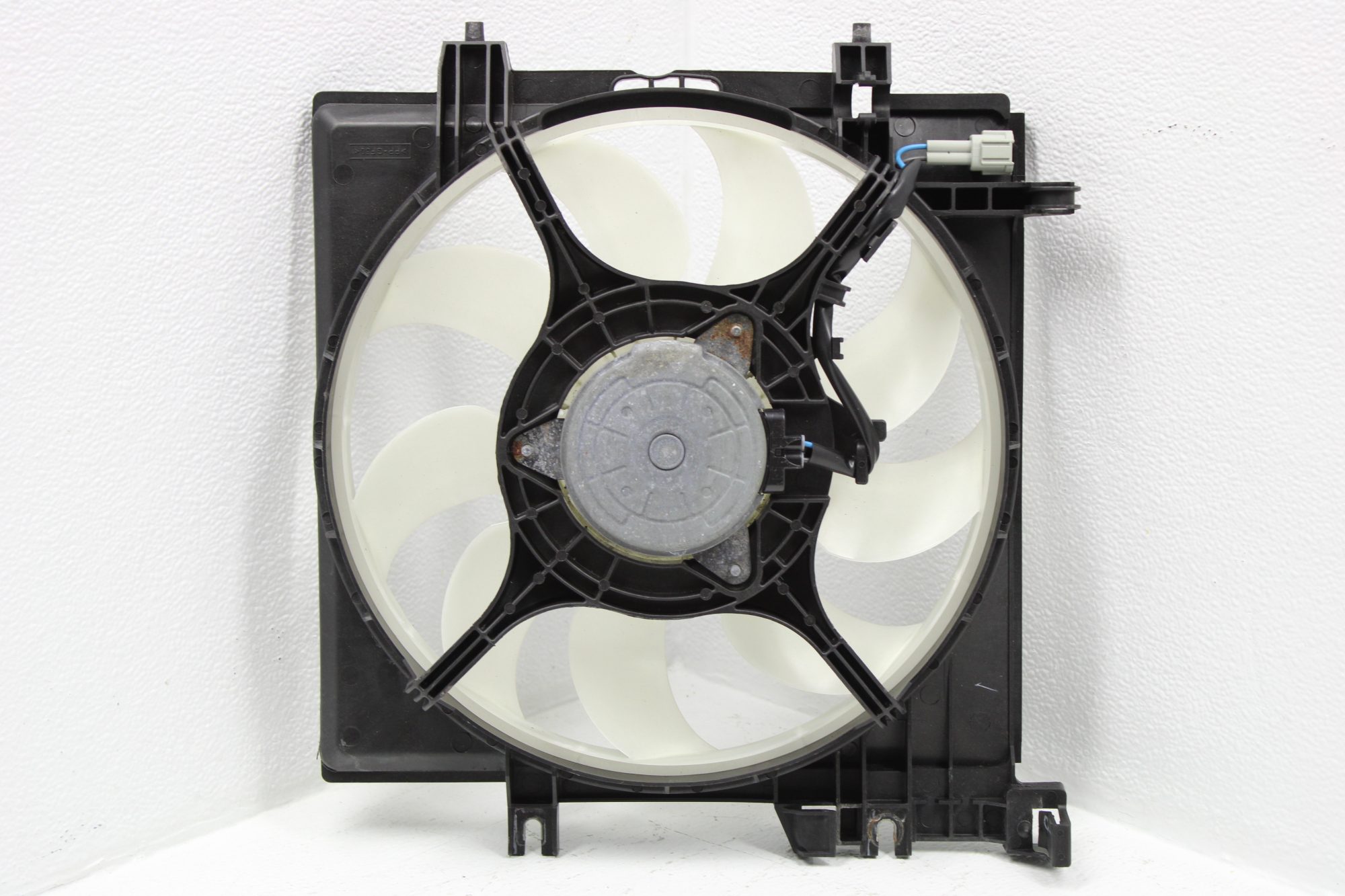2008-2014 SUBARU WRX & STI LH DRIVER SIDE RADIATOR COOLING FAN ASSEMBLY ...