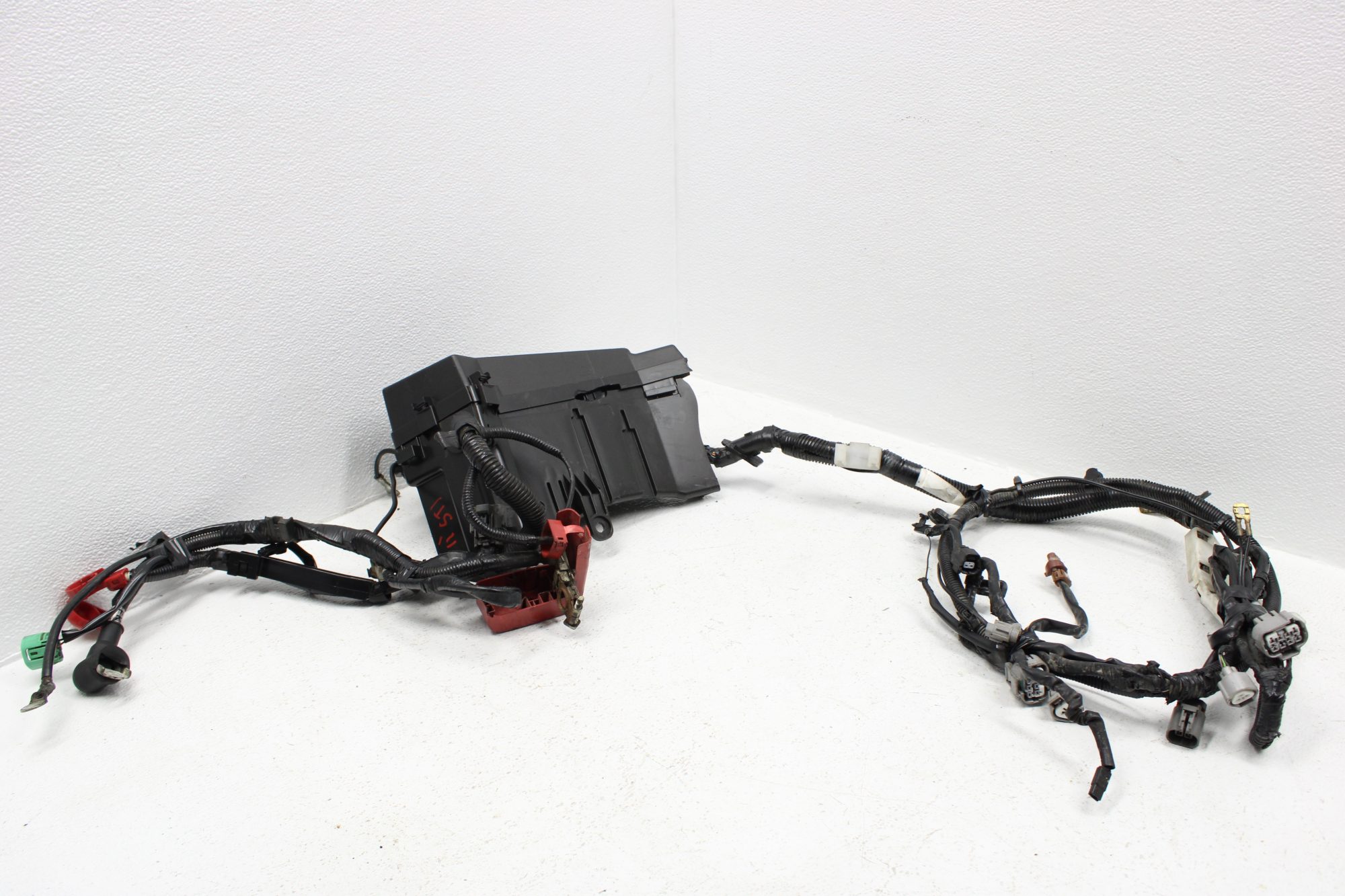 2008-2014 SUBARU WRX STI ALTERNATOR WIRING HARNESS & ENGINE FUSE BOX ...