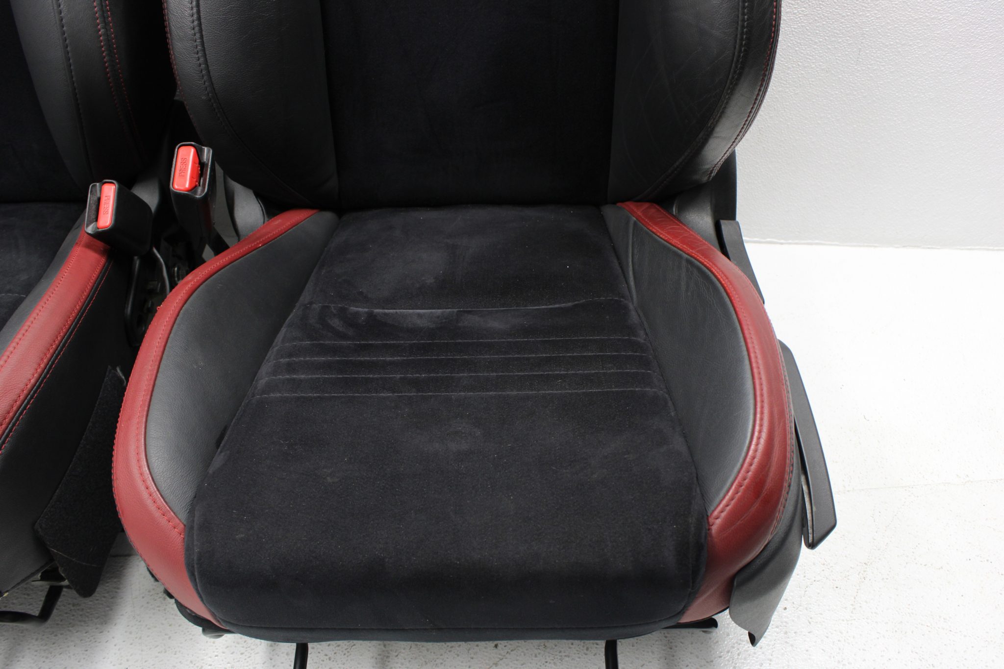 2015-2021 SUBARU WRX STI FRONT SEATS RED BLACK LEATHER/ALCANTARA SUEDE ...