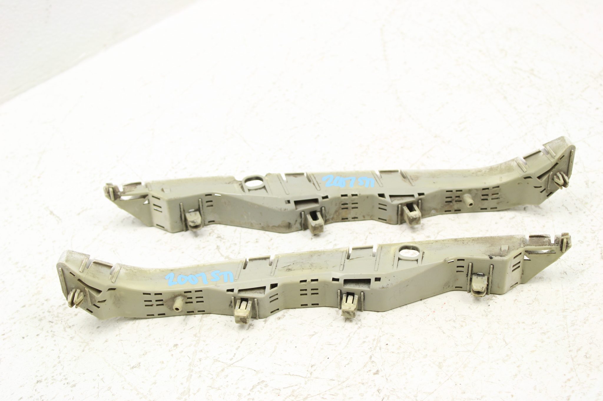 2006-2007 SUBARU WRX & STI FRONT BUMPER GUIDE BRACKET MOUNT SET LH/RH ...