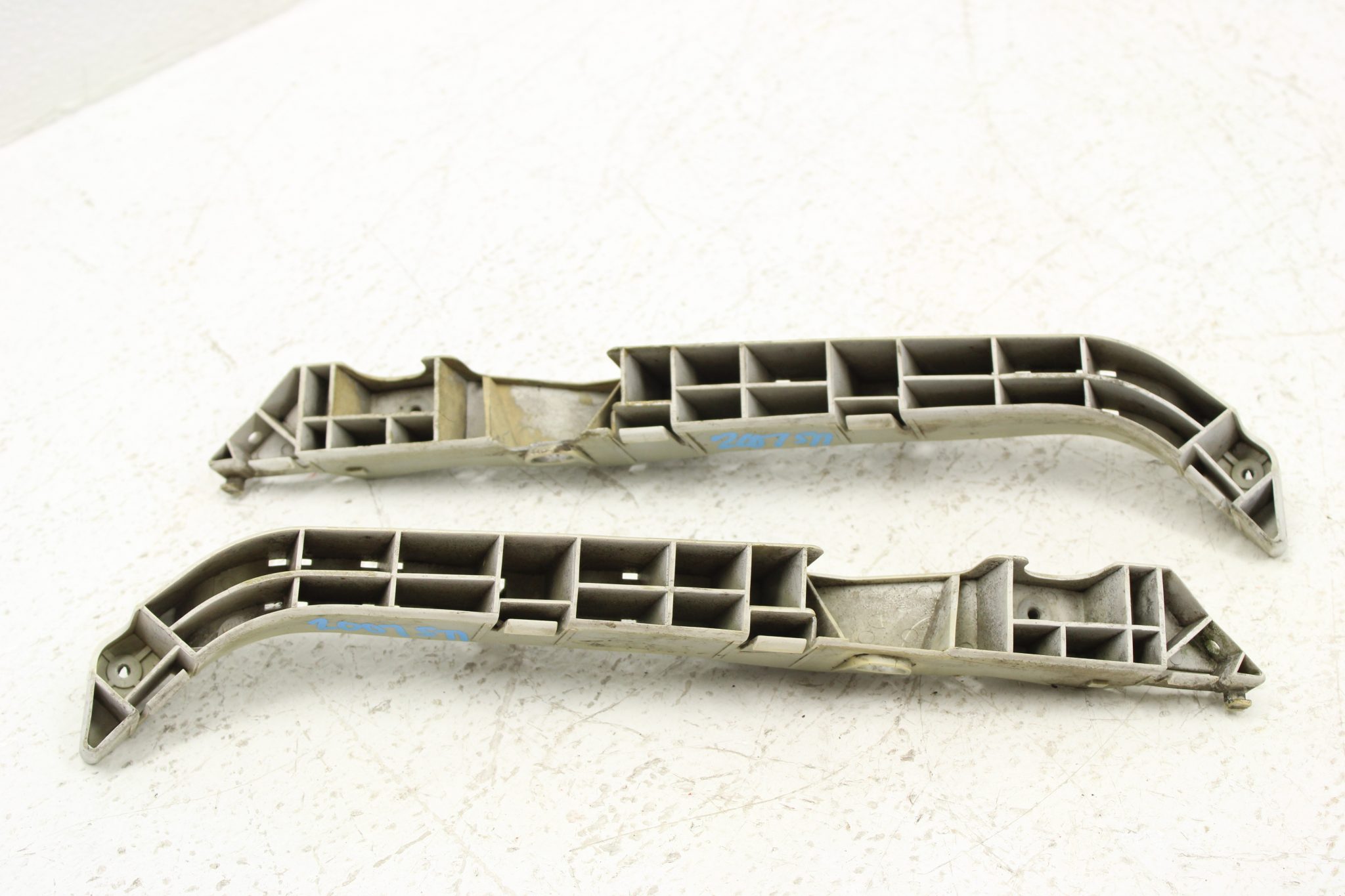 2006-2007 SUBARU WRX & STI FRONT BUMPER GUIDE BRACKET MOUNT SET LH/RH ...