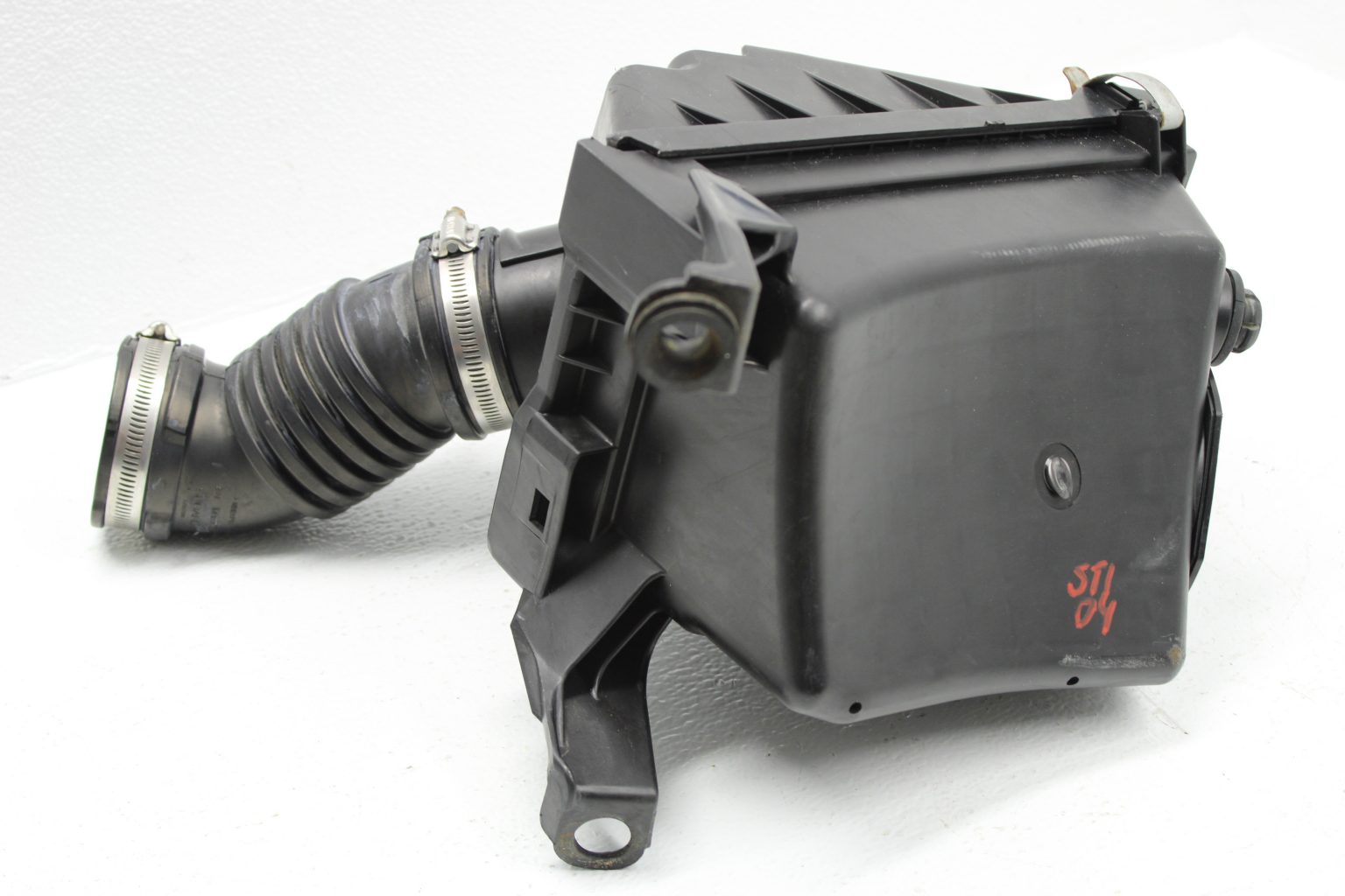 2004-2007 SUBARU WRX STI UPPER & LOWER STOCK AIR INTAKE BOX W/ HOSE OEM ...