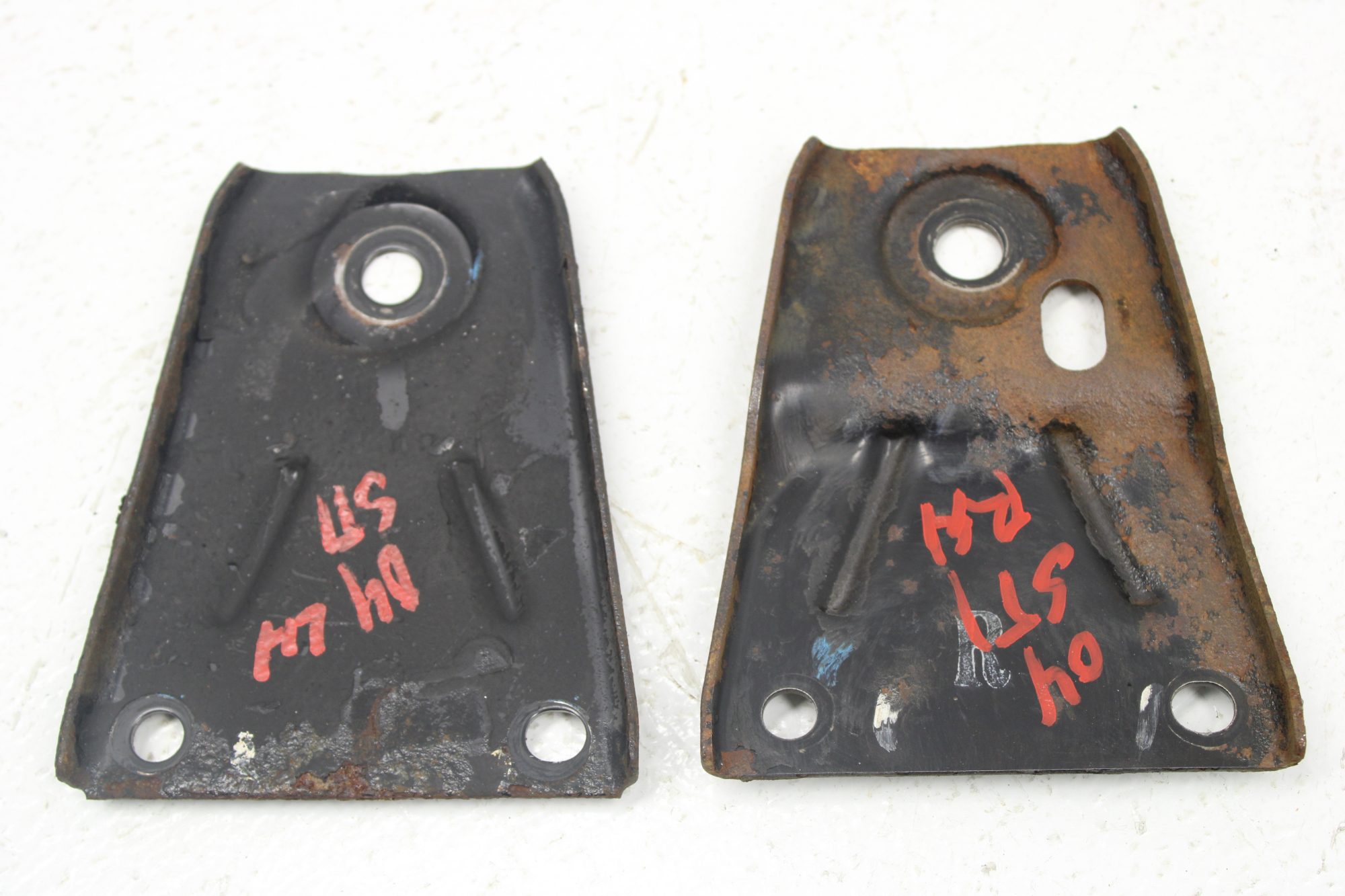2004-2007 SUBARU WRX STI DIFFERENTIAL MOUNT DIFF BRACKET SET LH/RH OEM ...
