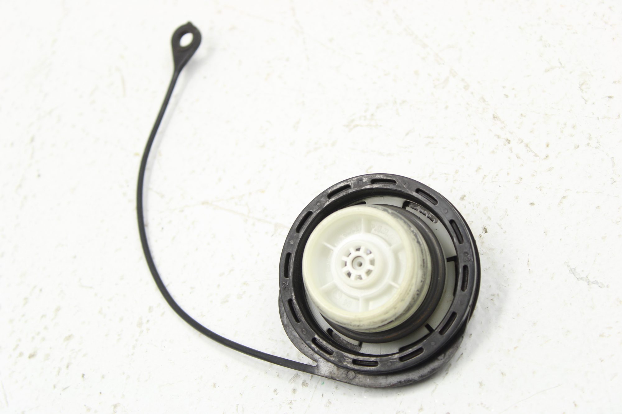 2002-2007 SUBARU WRX & STI FUEL GAS TANK FILL CAP COVER & TETHER OEM ...